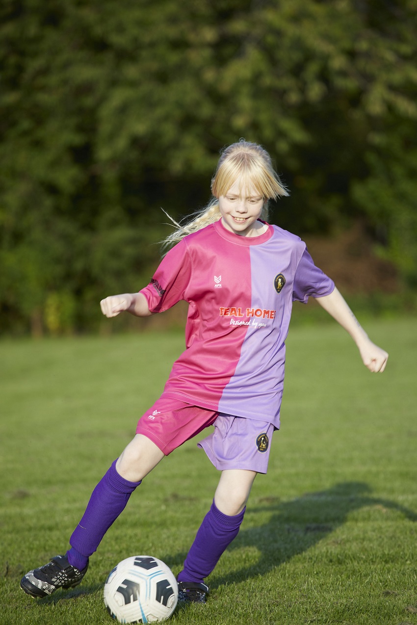 Beal Homes' backs Chanterlands Girls Football Club